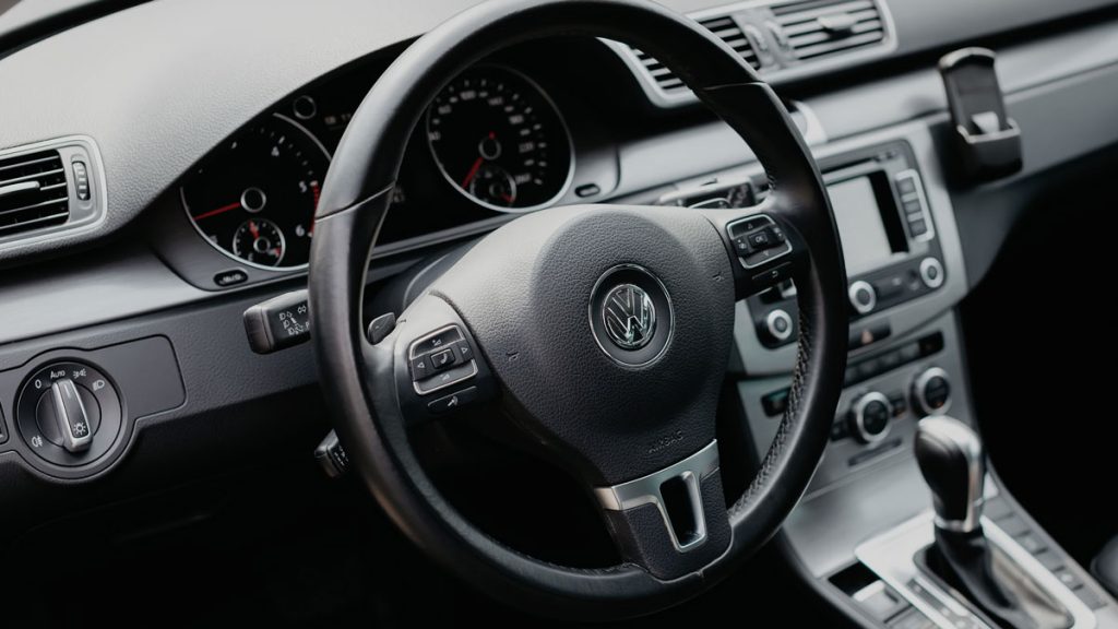 Comment mettre à jour la carte sd du GPS dans une Volkswagen