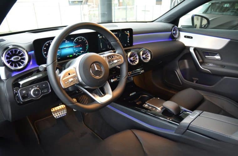 MERCEDES-BENZ A250E AMG LINE LIMOUSINE - 48 645€ - 10 775 km - 34621