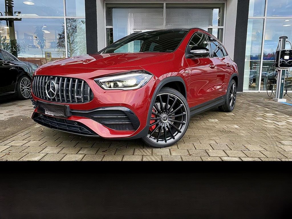 MERCEDES-BENZ GLA 35 AMG - 70 120€ - 3 500 km - 46581