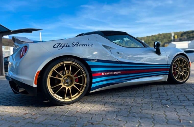 Alfa Romeo 4C Spider 1750 TBI Martini Racing Design - 79 540€ - 17 600 ...