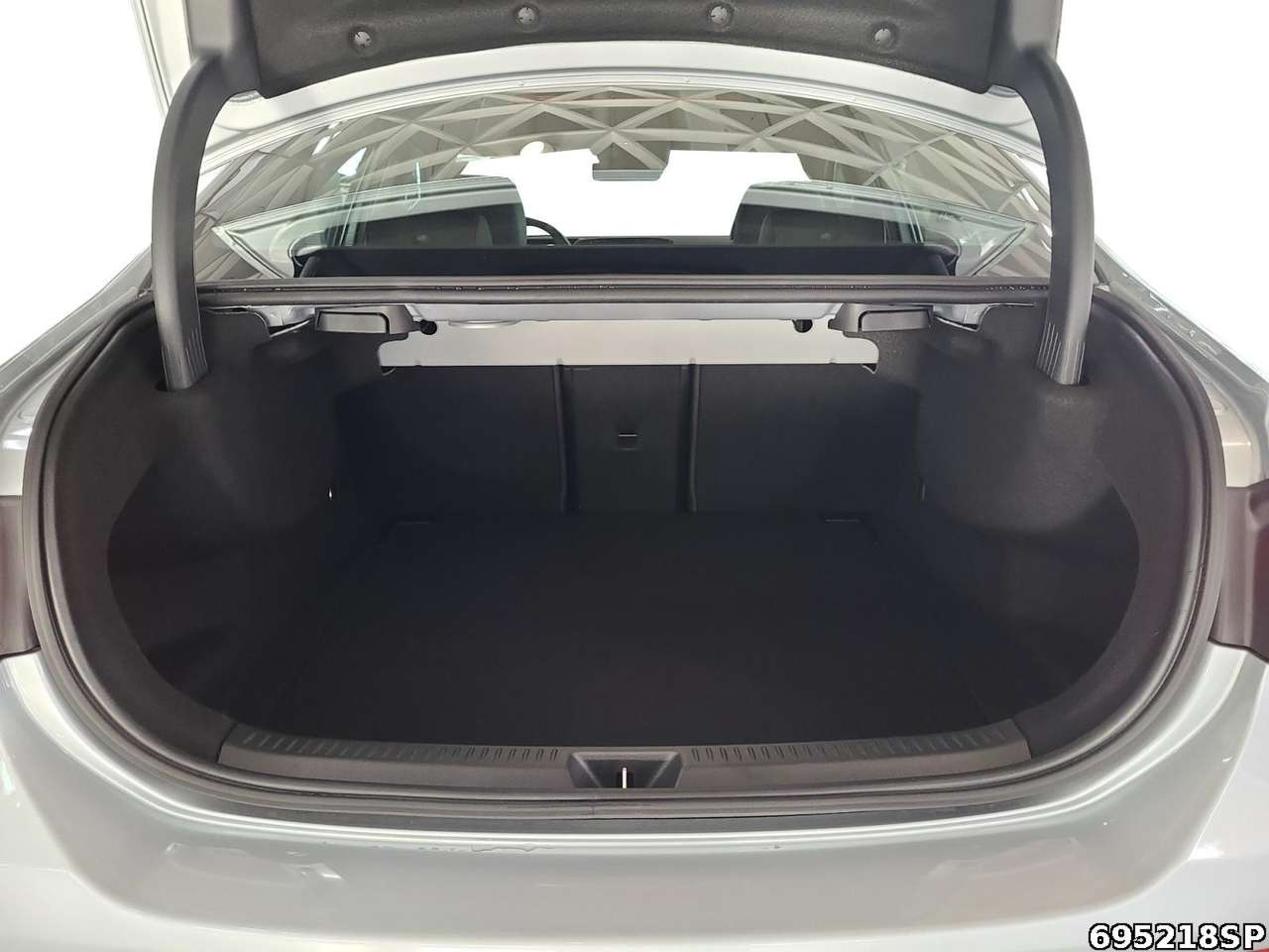 Mercedes A 180 AMG LED KEYLESS KAMERA AMBIENTE de 2024, 18 581 km ...