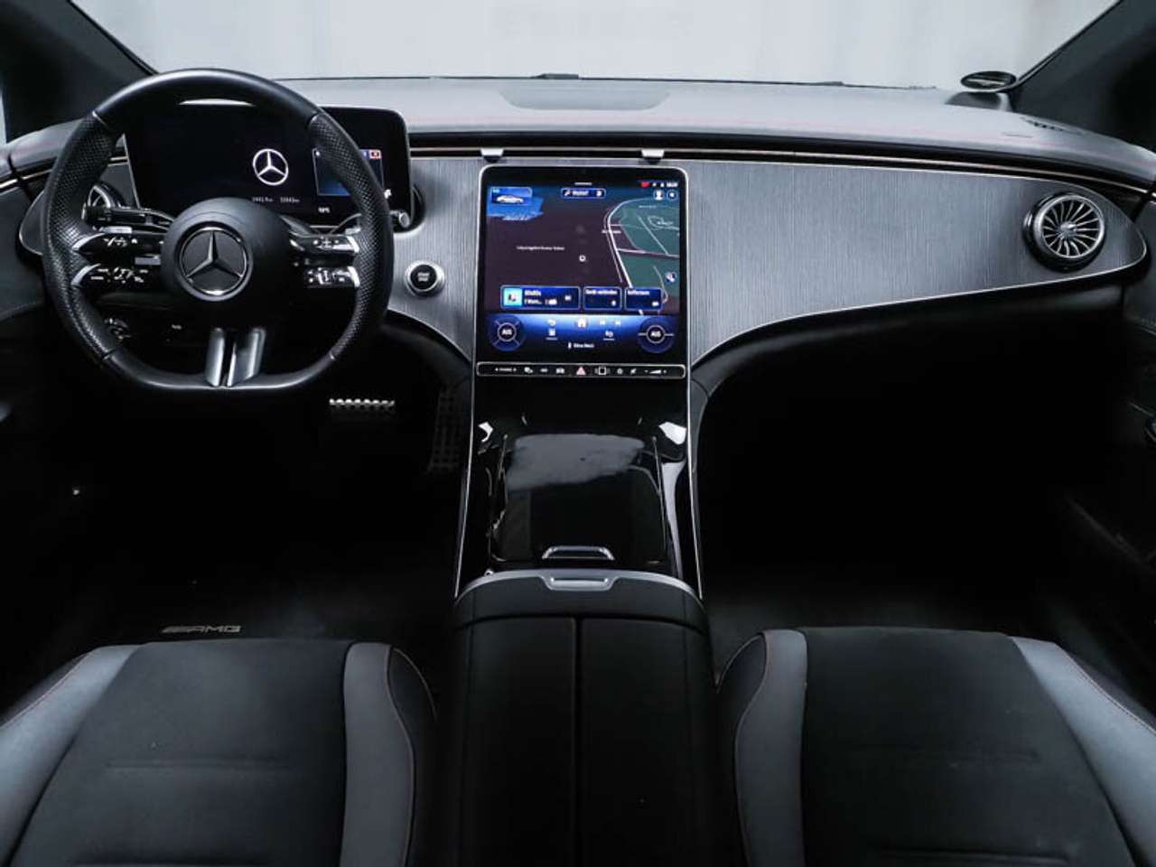 Mercedes EQE 300 EQE 300 AMG *DISTRO*PANO*NIGHT*AMBI*MEMORY*DAB* de ...