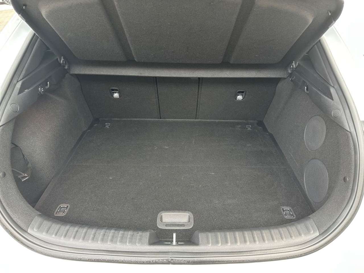 Kia XCeed 1.5 T-GDI OPF DCT7 Navi 2Z-Klima de 2022, 28 529 km, Essence ...