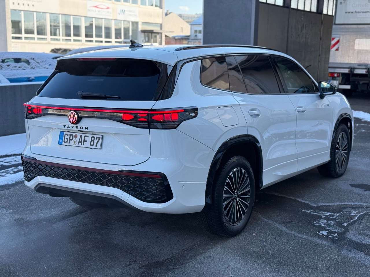Volkswagen Tayron 1.5 TSI eHybrid 200 kW R-Line Matrix de 2025, 20 000 ...