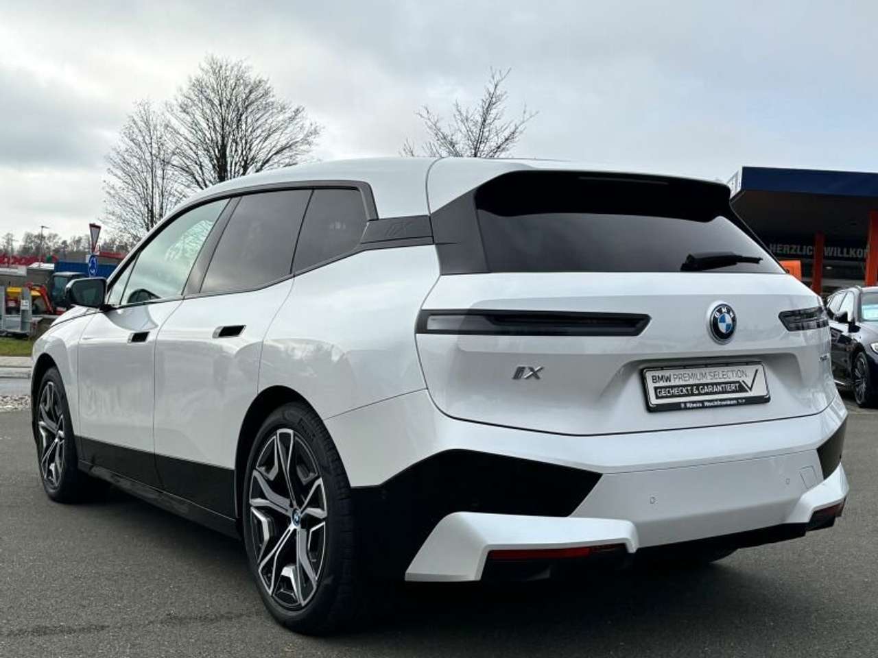 BMW iX xDrive50 Sportpaket LASER LUFT AHK ACC 360° de 2022, 10 373 km ...