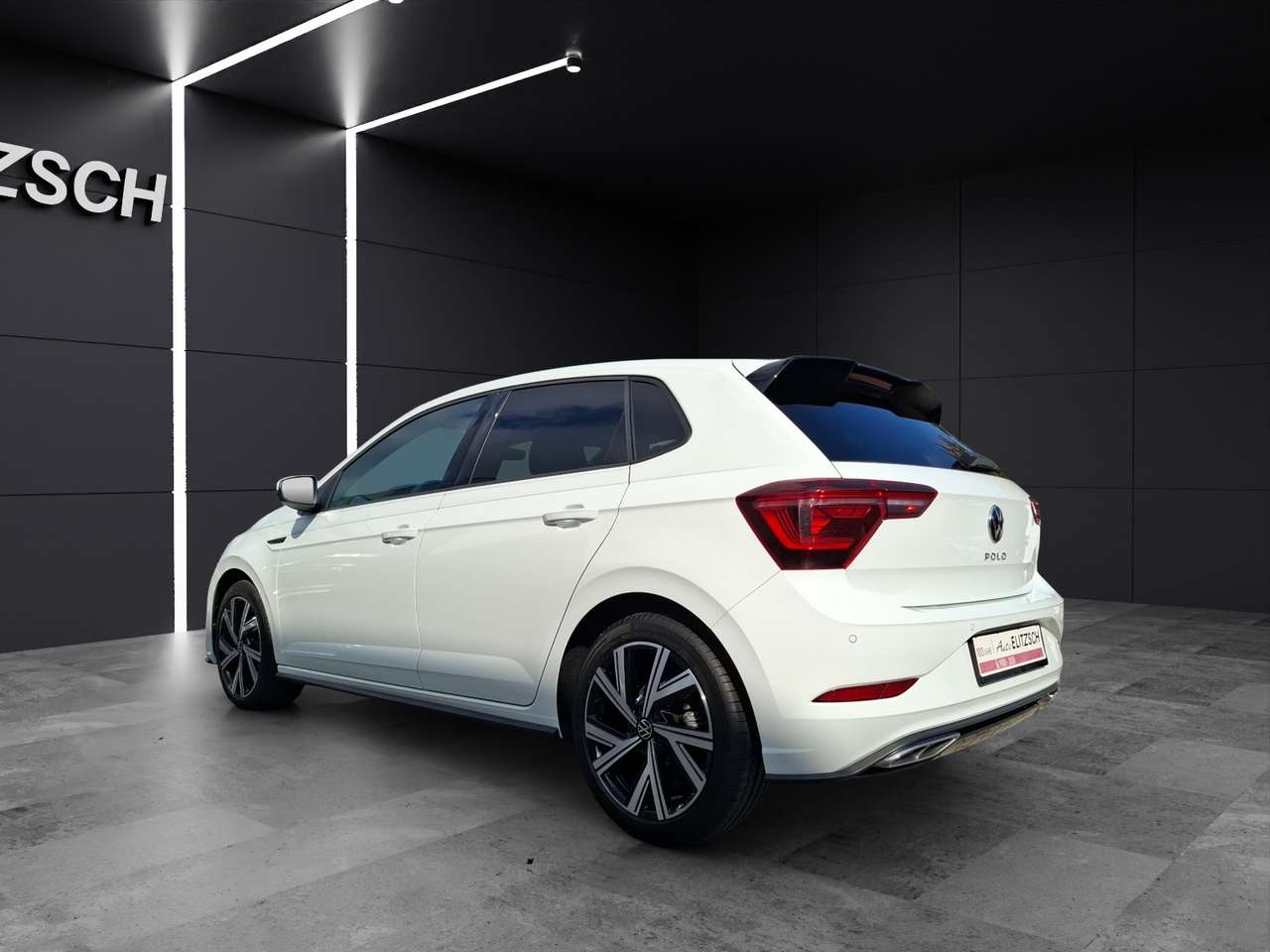 Volkswagen Polo R-Line TSI DSG IQ.Light ACC SH AID RFK AppConne... de ...