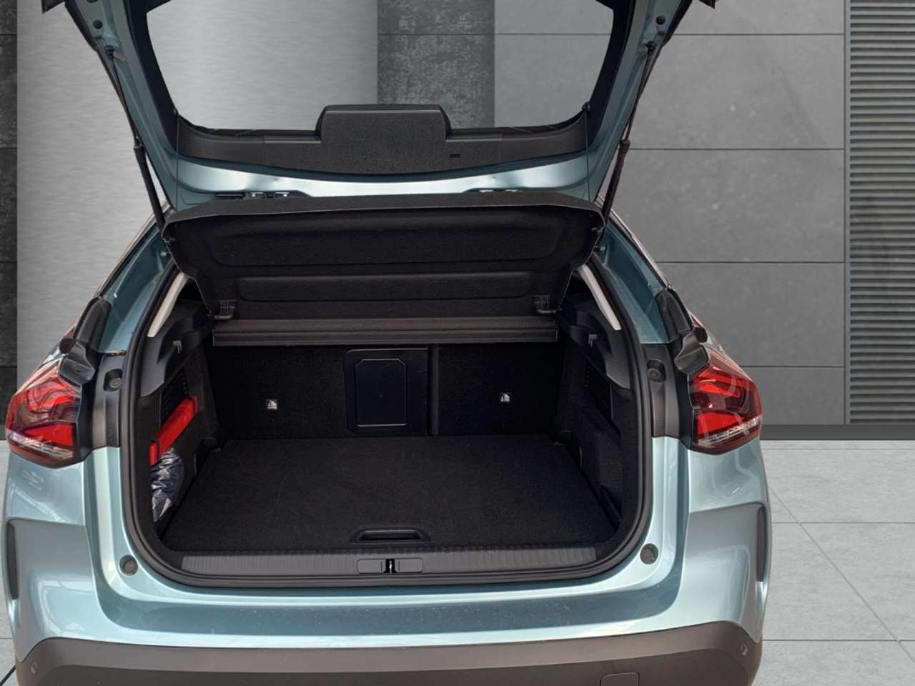 Citroën C4 MAX LIM. 1.2 HUD Navi Digitales Cockpit LED ACC Ap de 2023 ...