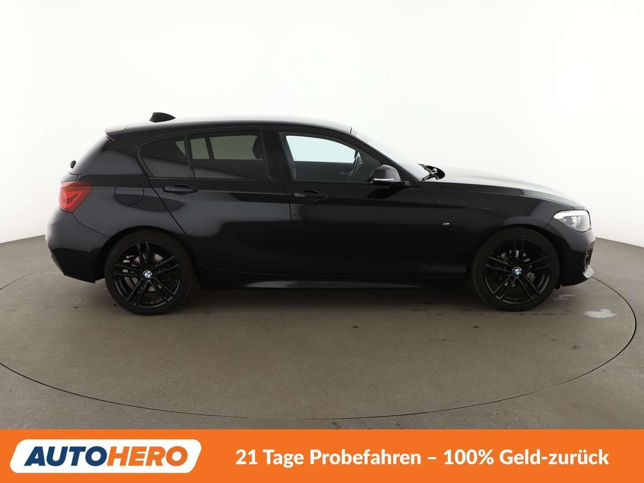 BMW 118 118i Edition M Sport Shadow Aut.*NAVI*LED*TEMPO* de 2019, 42 ...