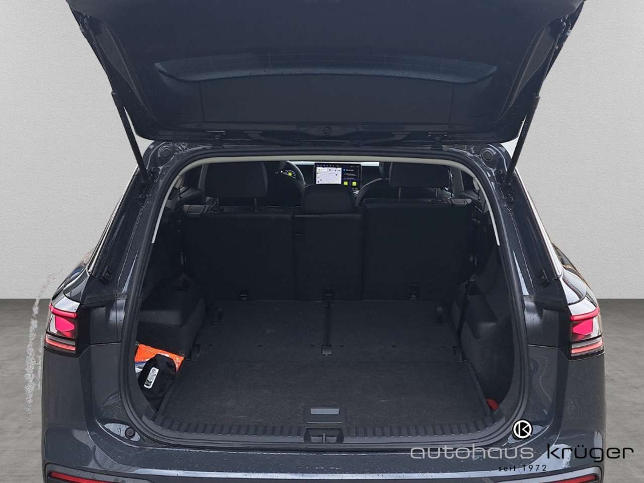 Volkswagen Tayron 2.0 TDI DSG Life Navi Digitales Cockpit LED ACC Ap de ...