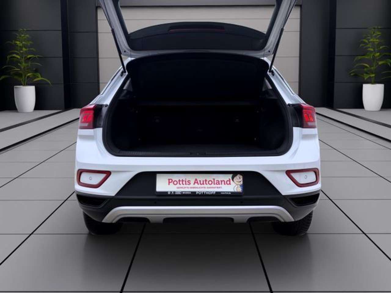 Volkswagen T-Roc 1.0 TSI GOAL NAVI PDC SITZHZG LED de 2025, 25 544 km ...