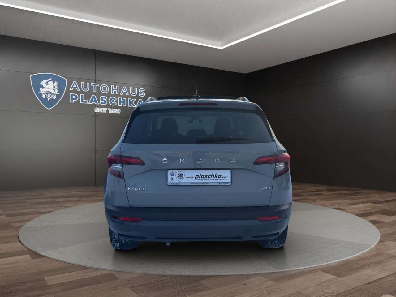 Skoda Karoq Clever 2.0 TDI DSG 4x4 NAVI*PANO*360 Klima Navi de 2021 ...