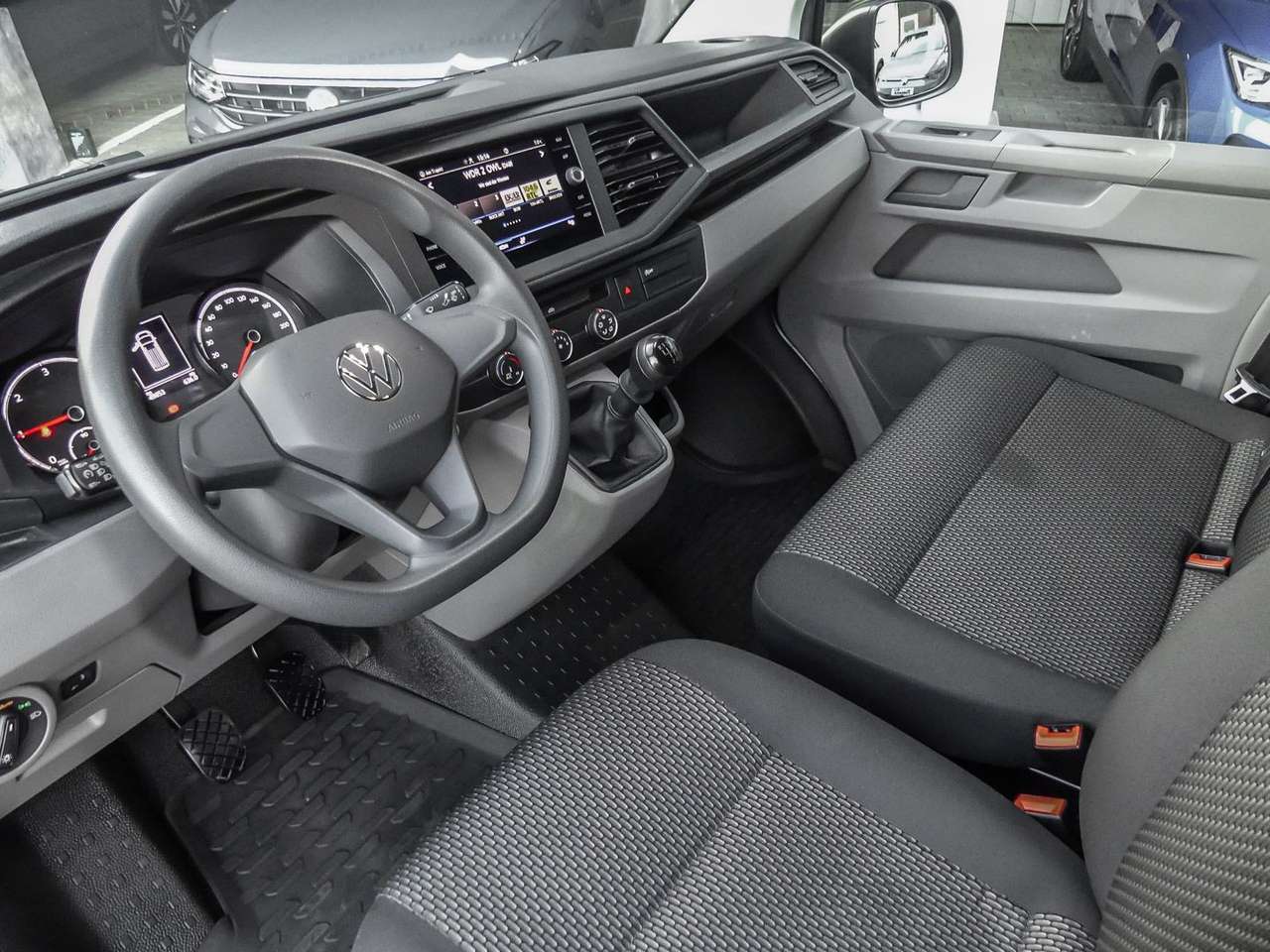 Volkswagen T6.1 Transporter T6.1 Kasten 2.0 TDI AHK+NAVI+PDC de 2023 ...