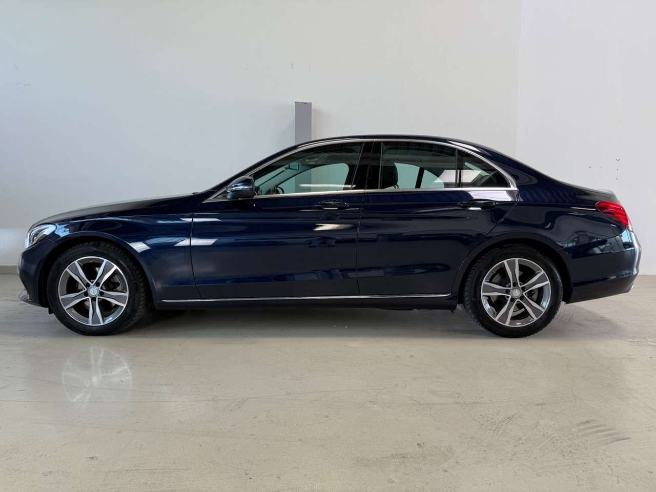 Mercedes C 200 Avantgarde SPUR*TOTW*AIRBALANCE*AMBI*SCHIE de 2017, 89 ...