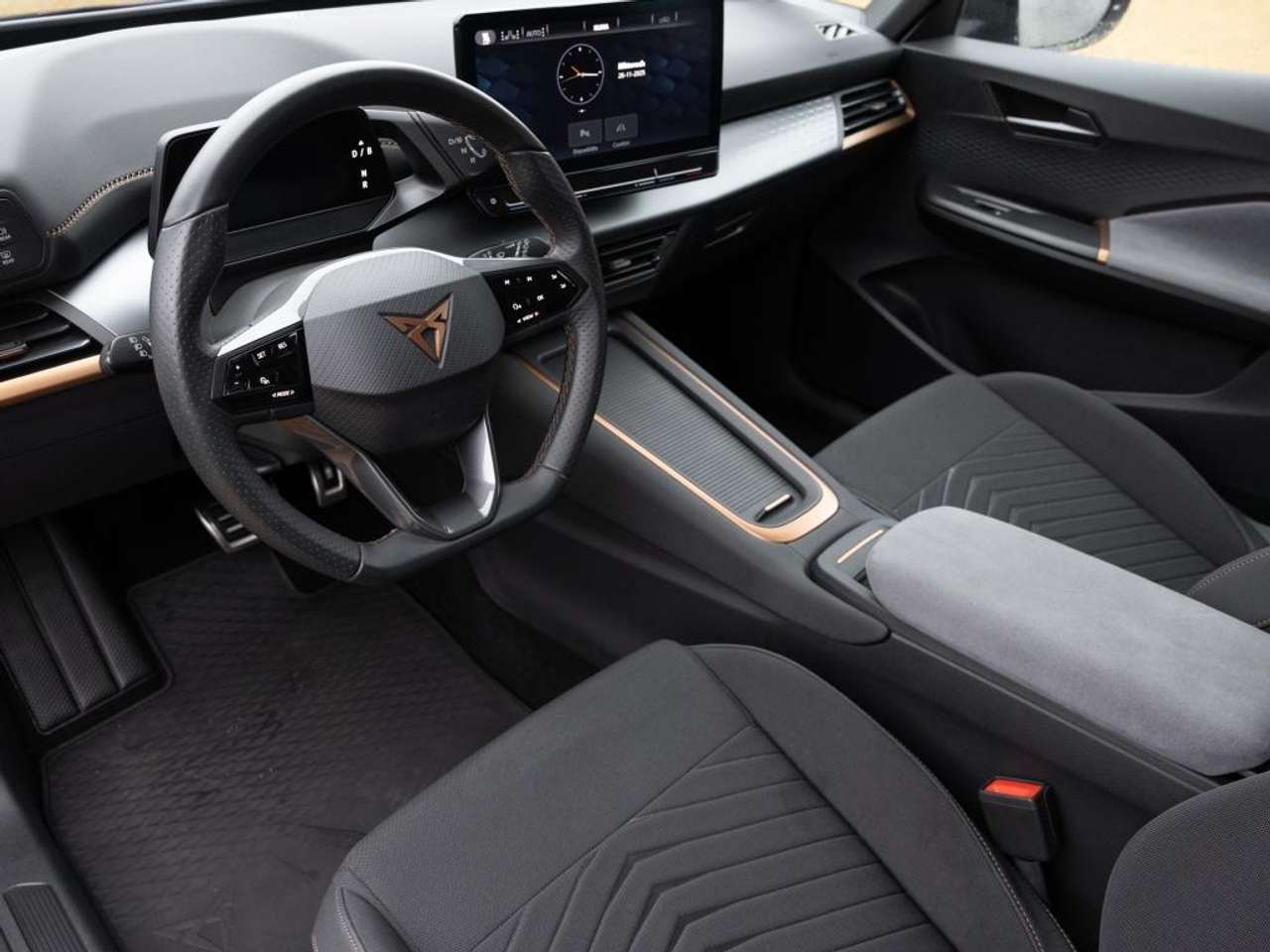 Cupra Born // SPUR PDC SHZ de 2024, 17 300 km, Électrique, occasion ...