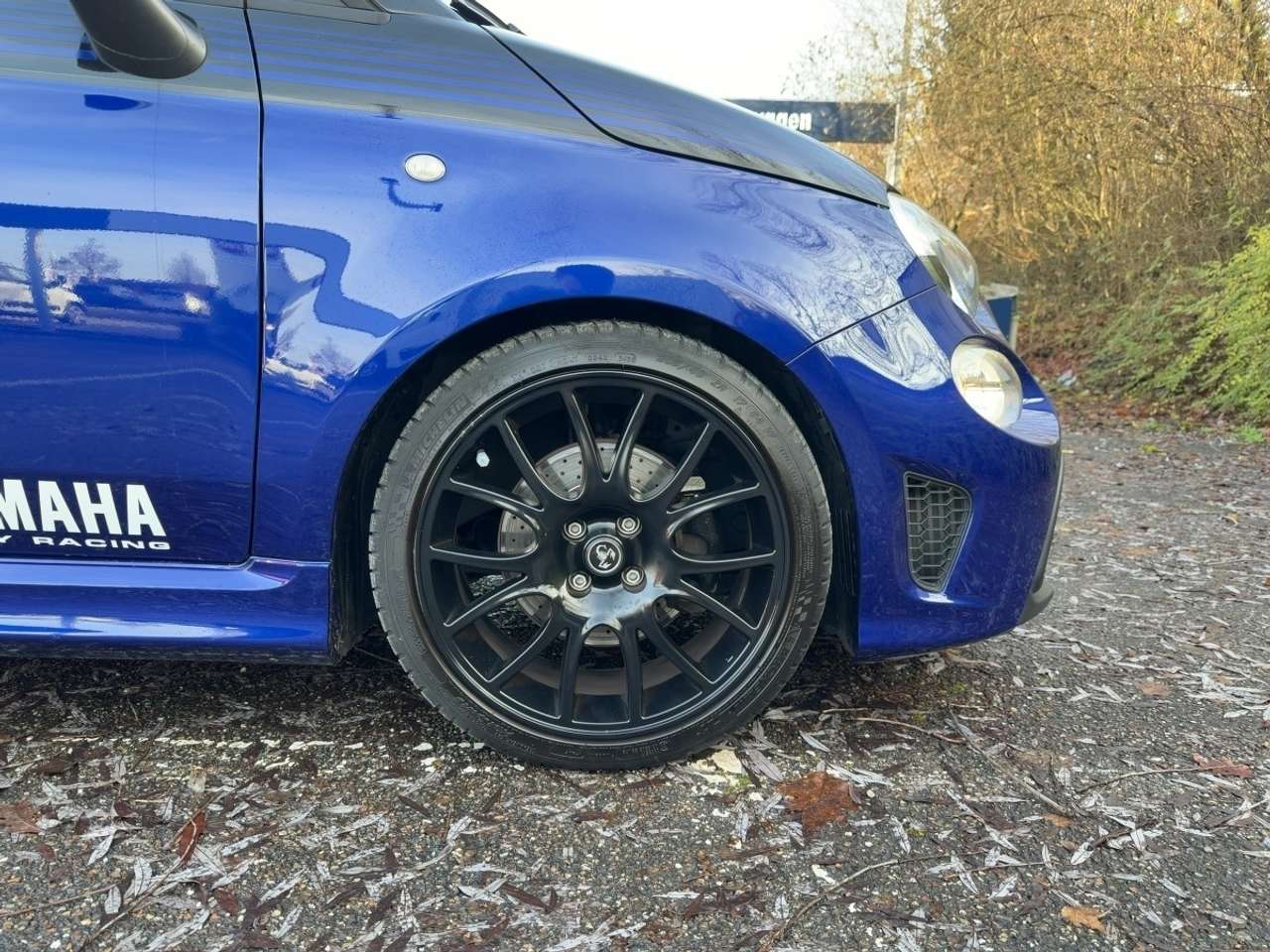 Abarth Abarth 500 1.4 T-Jet 16V Monster Energy Yamaha Monster ...