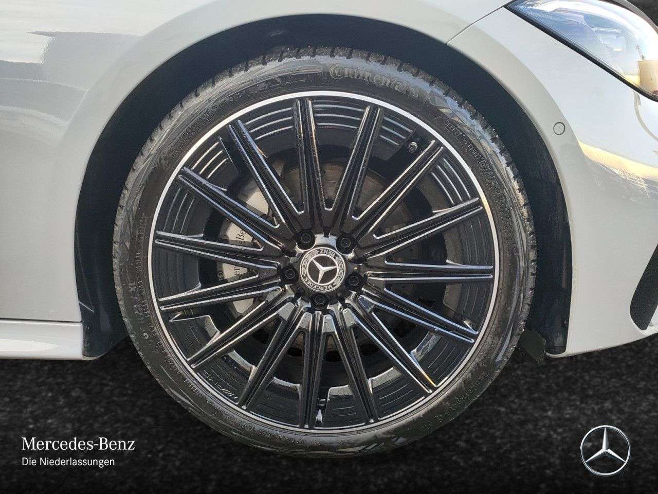 Mercedes CLE 220 d AMG+NIGHT+PANO+360+LED+TOTW+KEYLESS+9G de 2025, 12 ...