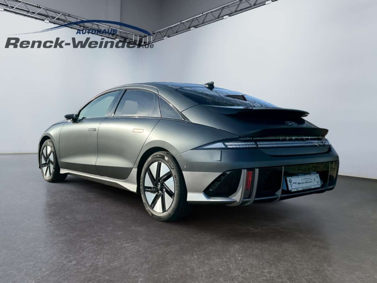 Hyundai IONIQ 6 Uniq HUD Navi Digitales Cockpit Memory Sitze Sound de ...