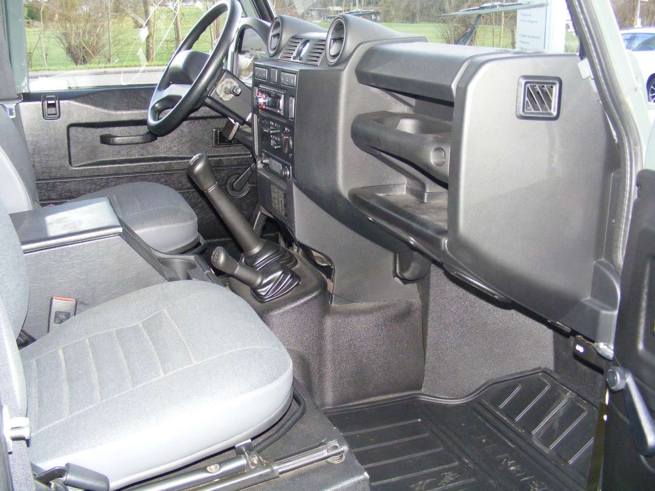 Land Rover Defender Land Rover Defender 110 E Station Wagon -1 Besitz ...