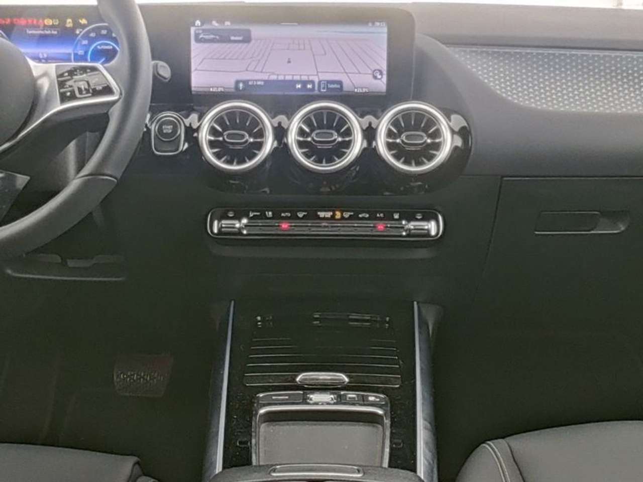 Mercedes Mercedes-Benz EQA 350 4M Progressive-Adv.-Plus/AHK/Distronic ...